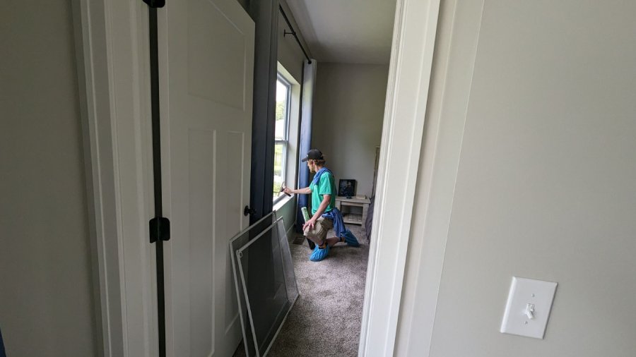 Window Cleaning Services For Residential & Commercial Locations